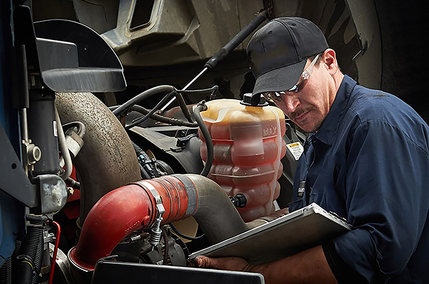 Metro Hino Hino Service & Repair - Keep Your Fleet on the Road!